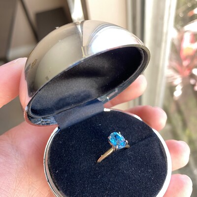 New Custom Made Green Lantern LED Ring Box Fancy Mahogany Wood Grain ...