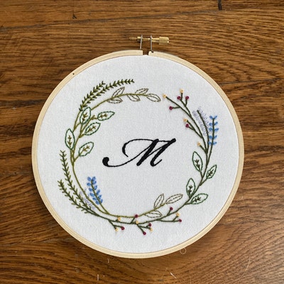 Monogram Wreath Hand Embroidery Pattern With Complete Alphabet - Etsy