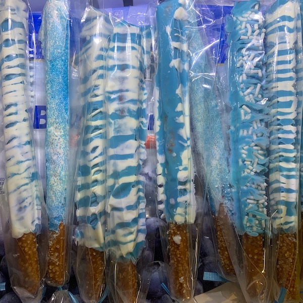 Blue Chocolate Covered Pretzel Rods / Favors for Parties / Baby Boy ...