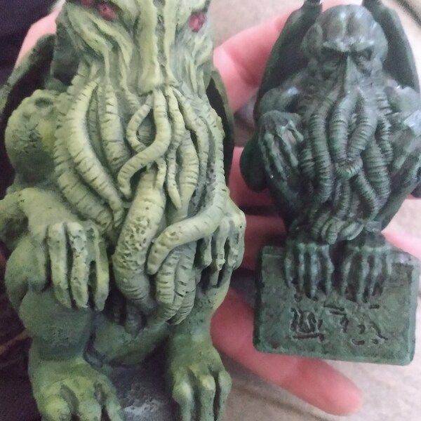 Cthulhu Mythos Poker Double Set green Edition, Black Edition & Dealer ...