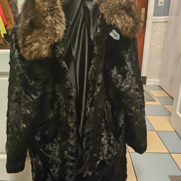 Luxurious Gold Fox Fur Coat Stay Warm and Stylish in Winter - Etsy