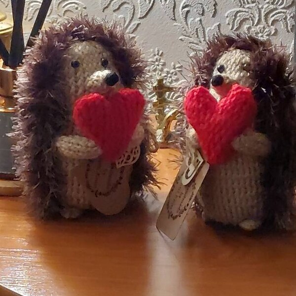 Chocolate Cover Mini Stripey Hat Ferrero Rocher Lindt Lindor Gifts ...