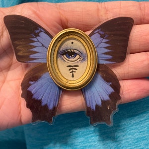 Comet Moth Glossy Vinyl Sticker Argema Mittrei Moth Sticker - Etsy