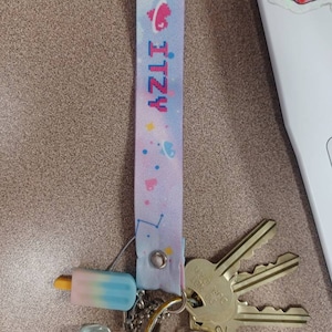 GIDLE Lightstick Keychain / gi-dle Keychain Acrylic NEW Charm - Etsy