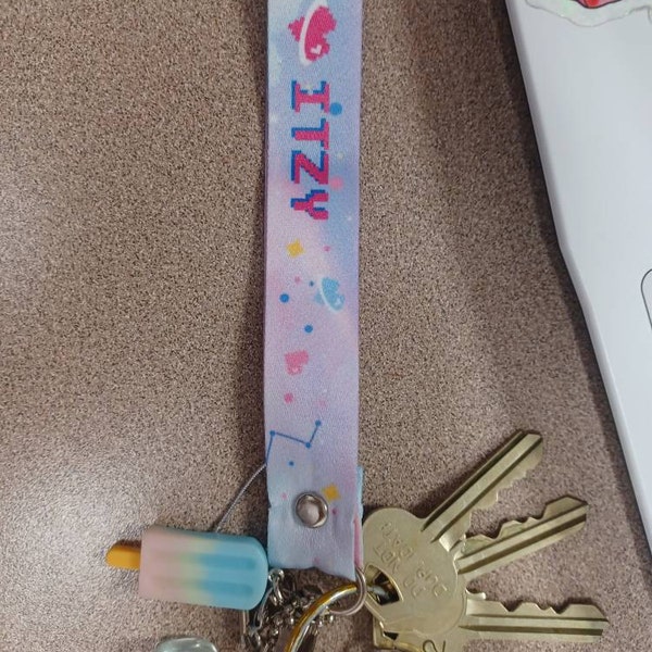 ITZY Keychain / Itzy Light Ring Strap - Etsy