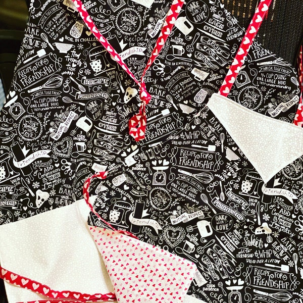 Classmate - A Paper Pattern for a Great Folding Carry All for Sewing ...