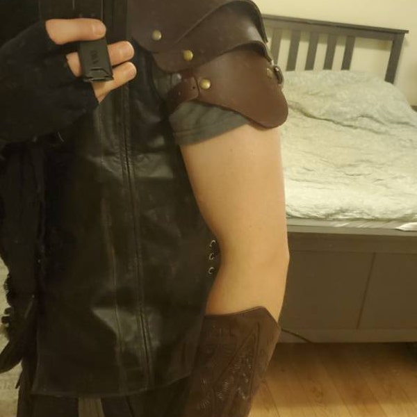 Basic Pauldrons XS - Leather Shoulders Armor for Larping - Etsy