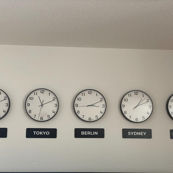 World Time Zone Clock - Modern Hotel Reception Timezone Clocks ...
