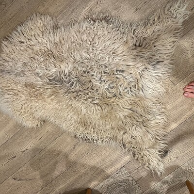 Gotland Sheepskin.curly Sheepskin Natural Tanned Handmade Sheepskin ...