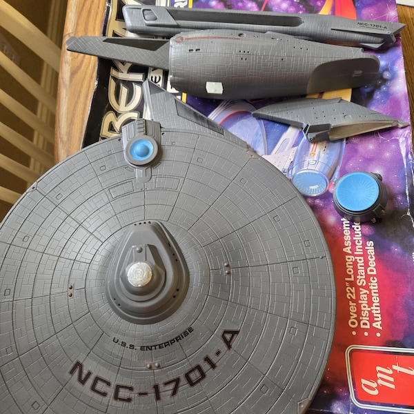 Waterslide Decals for Strange New Worlds 1:600 Scale Constitution Class ...