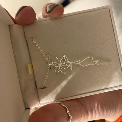 Personalized Birth Flower Name Necklace, Custom Gold Rose Name Necklace ...