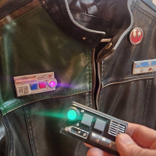 New Star Wars the Empire ID V2 Communication Badge / Comlink Greeblie ...