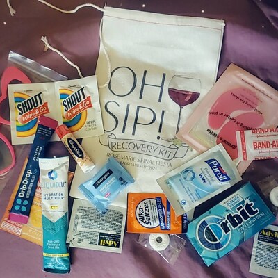 Aperol Spritz Favors Oh Sip Recovery Kit Bags Wedding Cocktail Favor ...