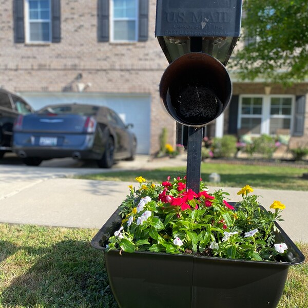 Brilliant White Snappot® Post Planter Kit-flower Pot for Mailbox Post ...