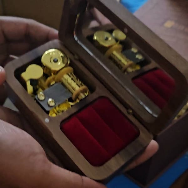 Custom Melody Music Box / Personalized Music Box With a Custom Metal ...