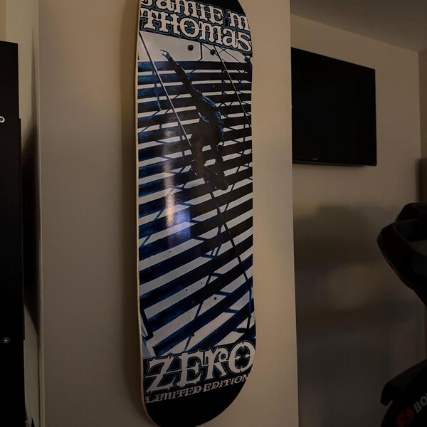 Skateboard Wall Mount, Skateboard Hanger, Skate Deck Vertical Mount ...