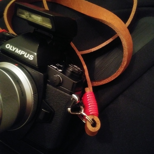 Leather Camera Strap. Color Brown and Red. Lenght Personalized. Canon ...