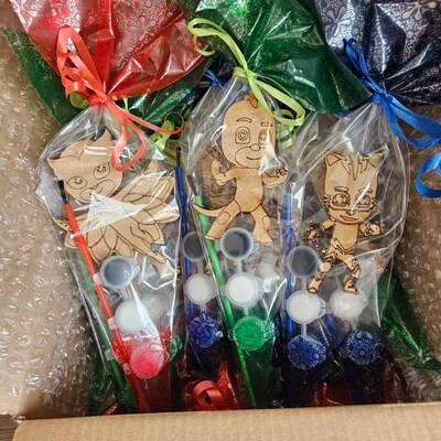 Paint Your Own Troll Party Favour / Troll Party Bag / Childrens Crafts ...