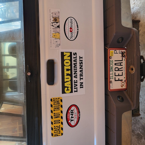 VEHICLE SIGN - Animal Rescue in Progress - 17”x11.5” Oval - Transport ...