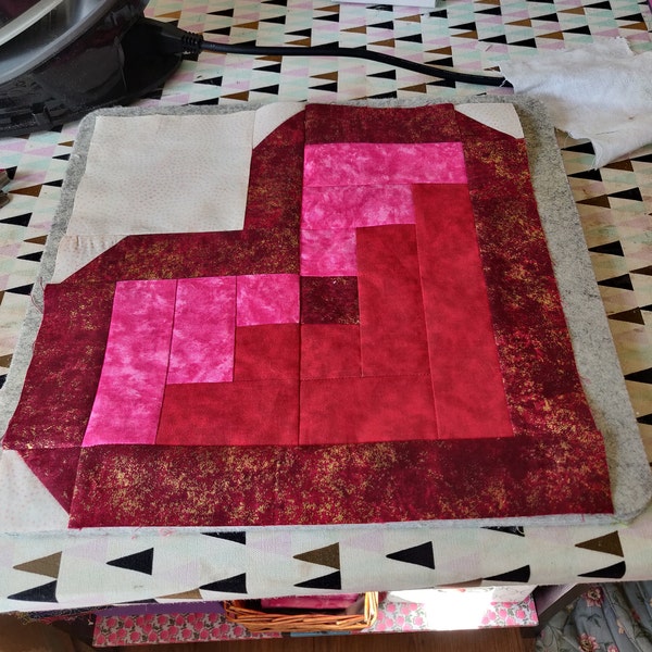 Log Cabin Heart Quilt Block Pattern Download - Etsy