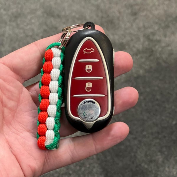 Gulf Racing Style Colours Oil GT40 917 GT F1 Mclaren Keyring Le Mans ...