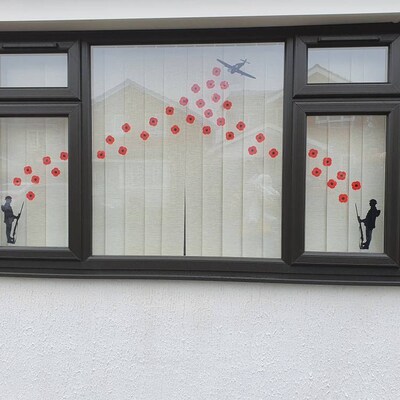Poppy Window Stickers Poppies Day Remembrance Tribute Scene - Etsy UK