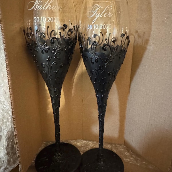 Personalized Wedding Toasting Glasses for Bride and Groom Anniversary ...