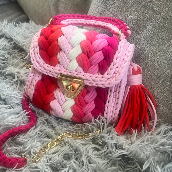 Crochet Raffia Oyster Shell Bag | Pearly Mussel Crossbody Bag | Knitted ...