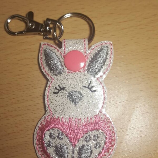DIGITAL PATTERN, Bunny Key Fob, Rabbit Pom Fob, ITH, 4x4 & 5x7 Easter ...