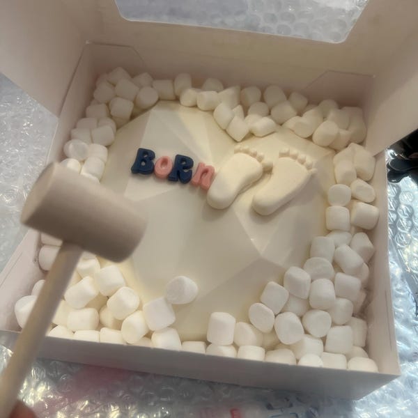 Baby Announcement / Gender Reveal/breakable Chocolate Heart / Baby Gift ...