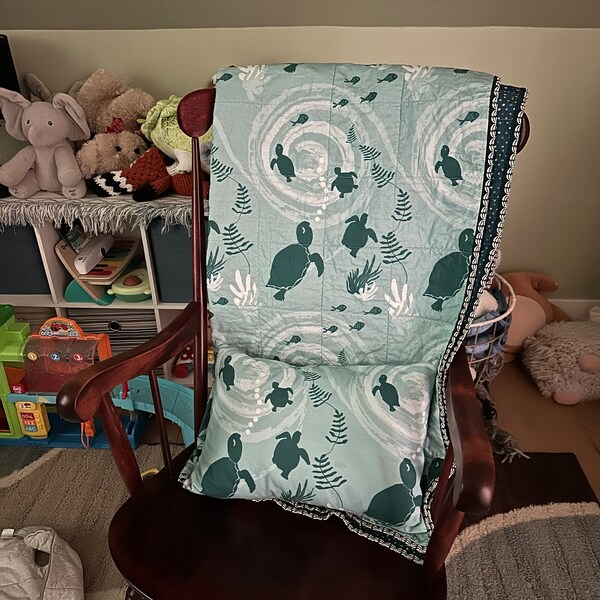 9 Patch Pivot Quilt Kit, Large Throw Quilt, Bloomberry Fat Quarter ...