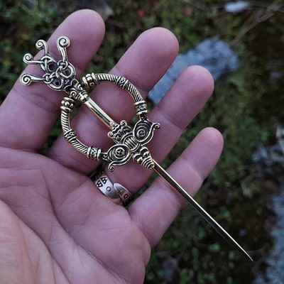 Knife Pommel Wolf Head, Wild Dog Guard Bolster Pommel, Custom Knife ...