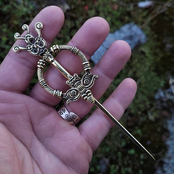 Knife Pommel Wolf Head, Wild Dog Guard Bolster Pommel, Custom Knife ...