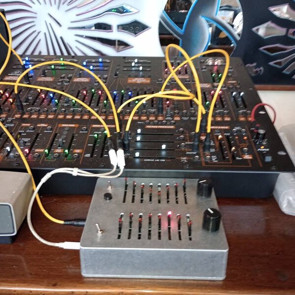 8-bit Power Synthesizer - Etsy