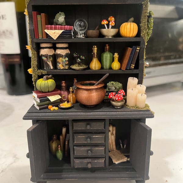 Magical Mage Room Miniature, Miniature Witch House, Light up (LED ...