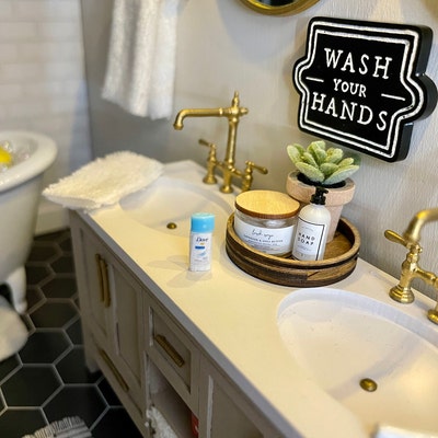 Dollhouse Deodorant 1:12th Scale Dollhouse Furniture Miniature Bath Set ...