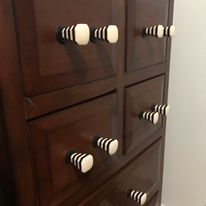 White ceramic sphere furniture / cabinet knob with beautiful | Etsy