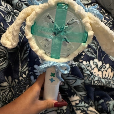 Engenebong, Pink Bunny Enhyphen Crochet Fluffy Lightstick Cover - Etsy