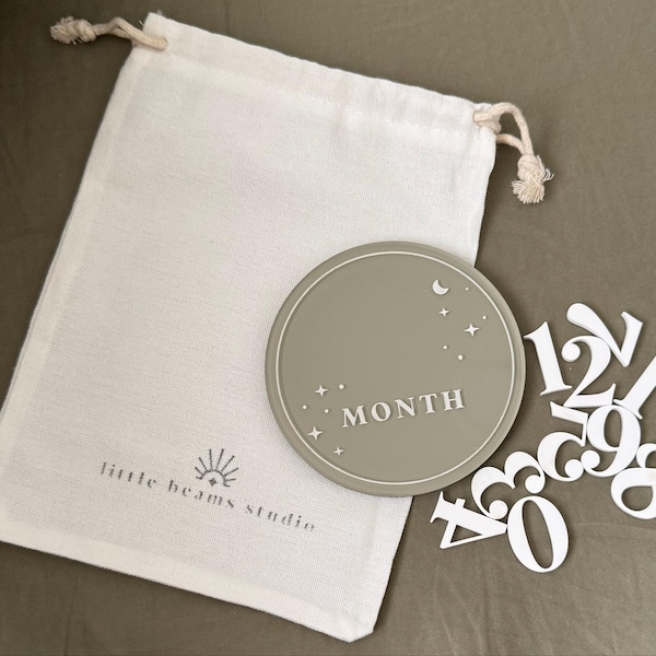Acrylic Starry Night Round Milestone Cards | Monthly Milestone Markers ...