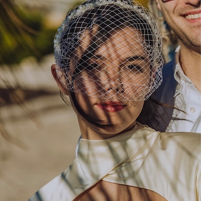 Elegant Short Wedding Veil for the Perfect Bridal Look, Bridal Beauty ...