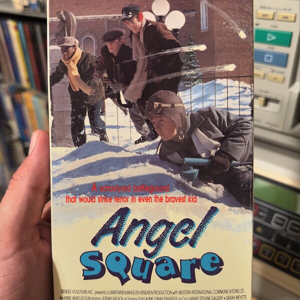 Little Red Hen by Lyn Calder Illustrated by Jeffry Severn 1988 A Golden ...