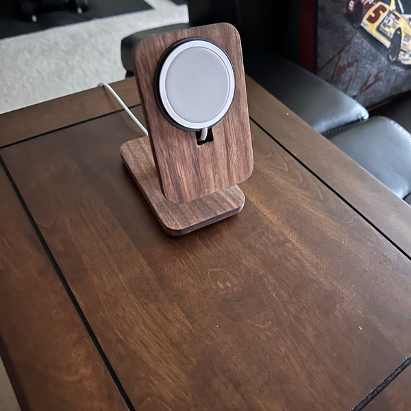 Walnut Wood Magsafe Charger Stand: Modern iPhone Dock Fractal Dock F2.1 ...