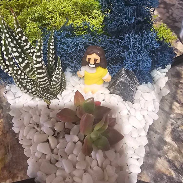 Mini Jesus Figurine Gift Set: Pocket Card | Stocking Stuffer ...