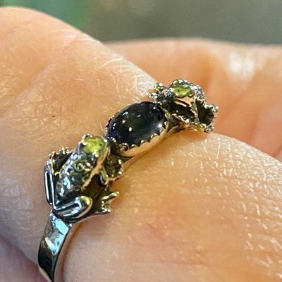 Double Frog Ring With Gemstone, Sterling Silver Frogs Ring, Frog ...