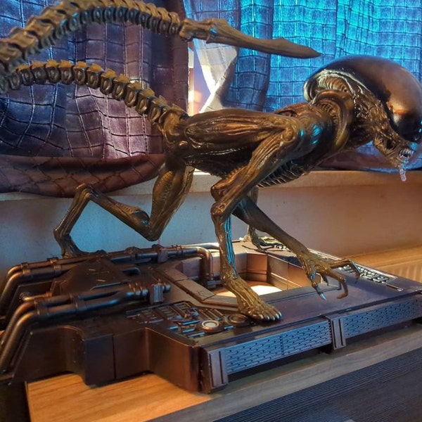 Alien Isolation Working Joe NECA Scale 1:10 7" - Etsy