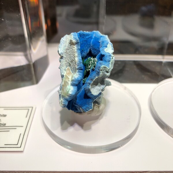 Almandine Garnet, Schist, Garnet Ledge, Wrangell, 8 minerals, Rocks ...