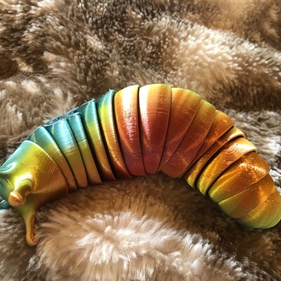 3D Printed Articulating Flexible Slug. the Articulated Slug is 3D ...