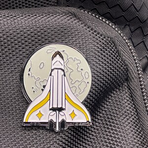 The Last Of Us Part 2 Ellie Backpack Pin Badge Set Ellie | Etsy