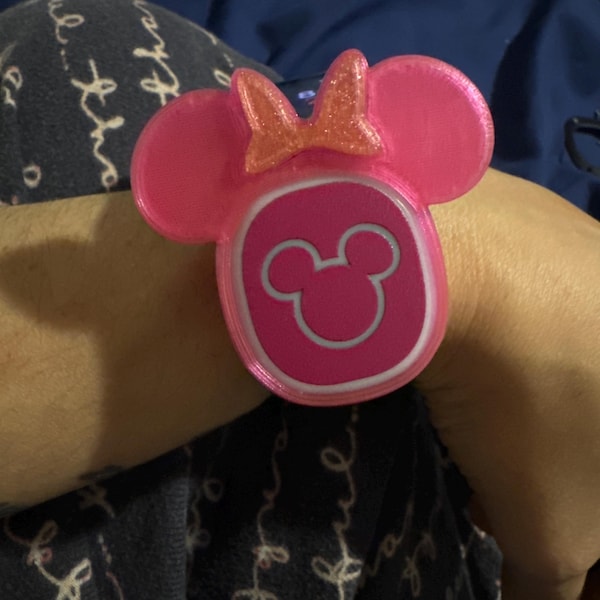 FLEXIBLE Magicband Plus Puck Holder for Smart Watch Band Ear Bow Style ...