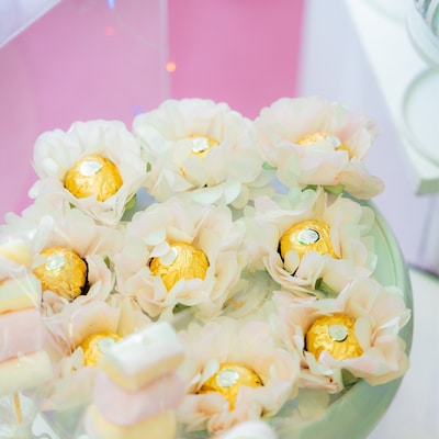 Camelia Wedding Gold Color Flower Wrapper for Holding Chocolate ...